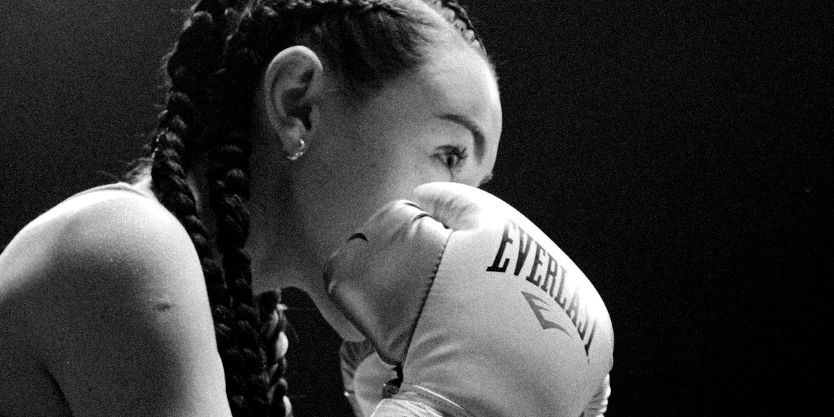 Nicki Nicole se convierte en boxeadora - Urbanda Magazine