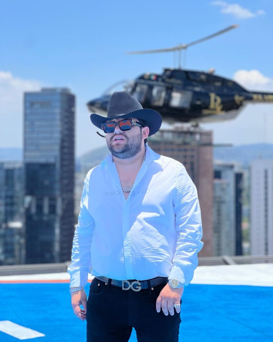 8 Curiosidades de Luis R Conriquez - Urbanda Magazine